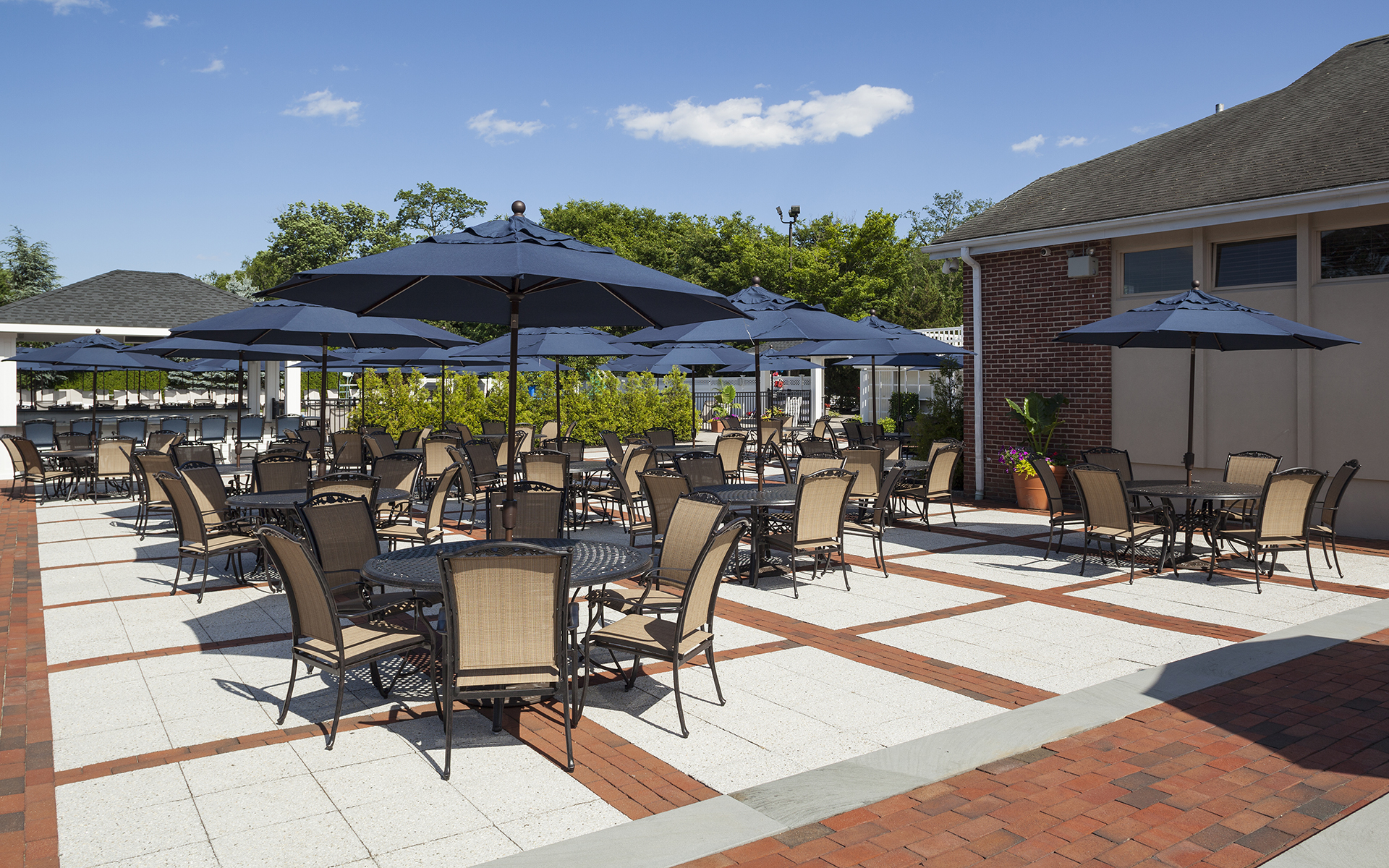 Dining | Engineers Country Club | Roslyn Harbor, NY | Invited