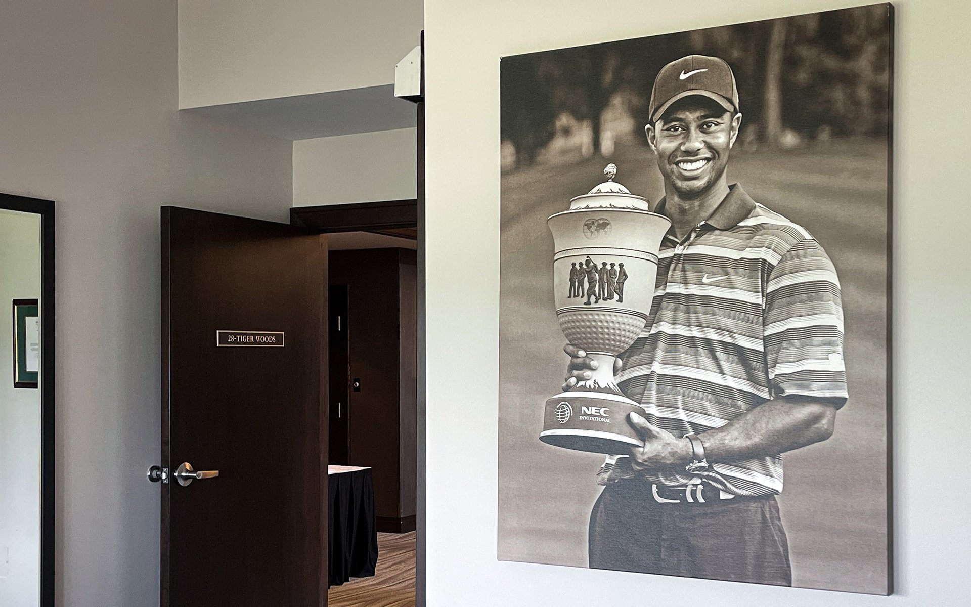 Luxury Villas & Club Rooms in Akron | Firestone Country Club