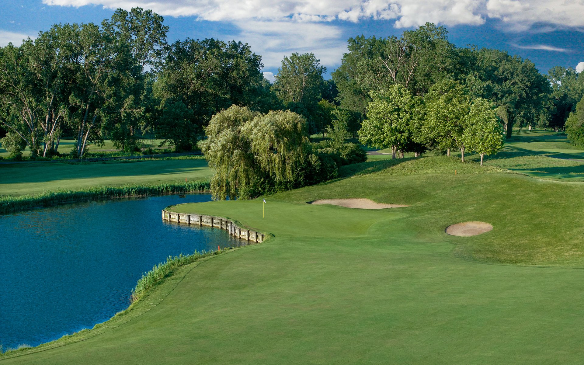Amenities | TPC Michigan | Dearborn, MI | Invited